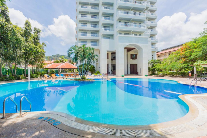 Waterfront Suites Phuket By Centara - Karon Beach