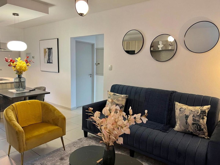 Leafy Lux Apartment - Midrand