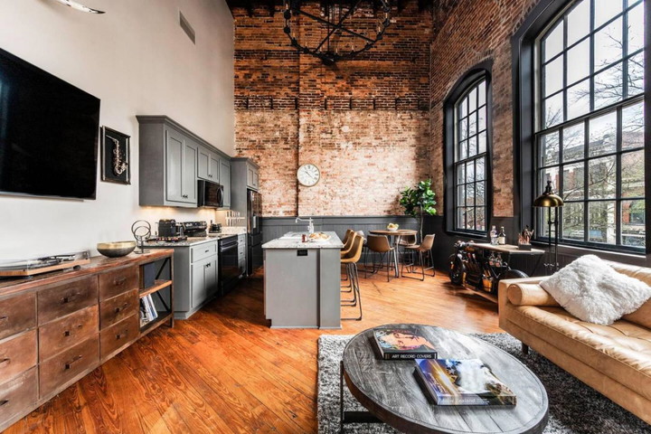 547 Cherry Loft 201 - The Rookery - Luxe Property - Macon, GA