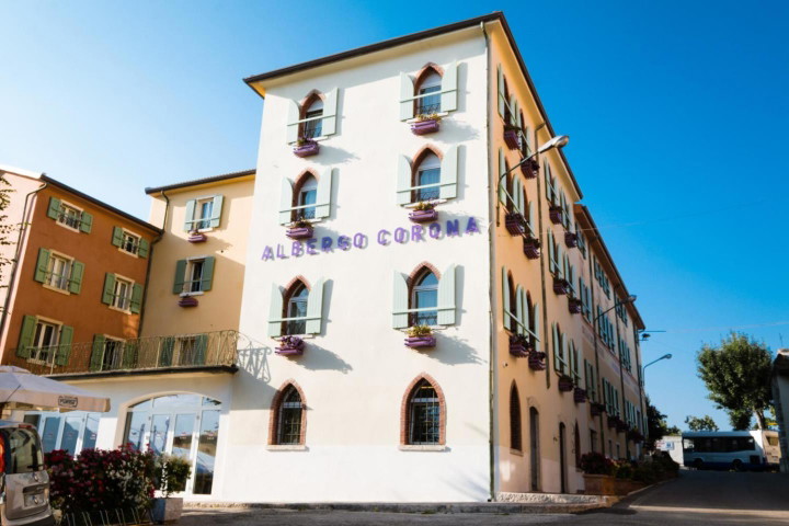 Hotel Corona - Lake Garda