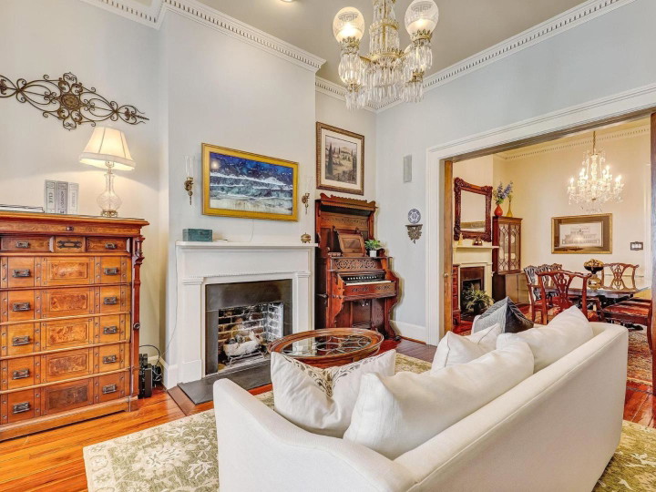 Broughton Street Main House - Savannah, GA
