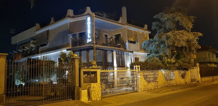 Hotel Dalì - Pompei