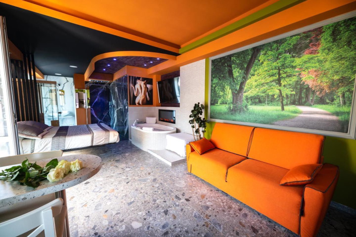 Garda Fantasy Green Jacuzzi Sauna Piscina - Desenzano del Garda
