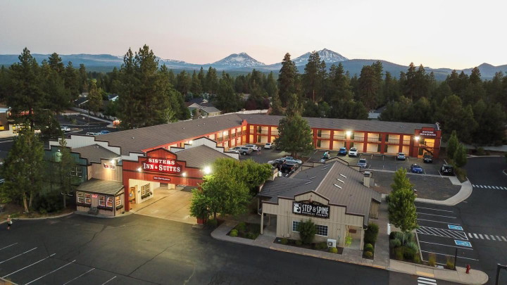 Sisters Inn & Suites - Sisters, OR