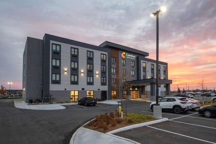 Comfort Inn & Suites - Ottawa