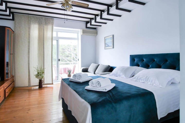 Apartment Beach Makarska - Makarska
