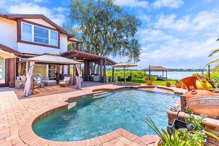 Lakeside Retreat With Lake View, Pool & Terrace - Apopka, FL
