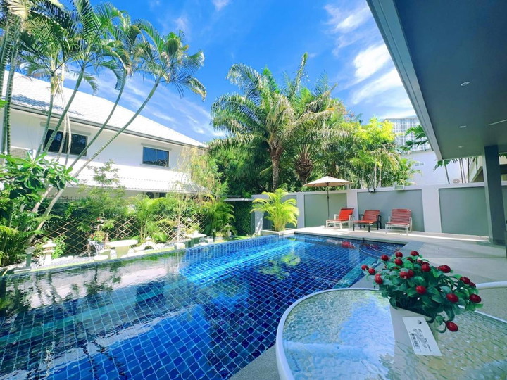 Cozysea Pool Villa ,4 Bedrooms 5 Bathrooms With Private Pool And 440square Meters Large Tropical Garden Villa Near The Jomtien Beach And Night Market - Pattaya