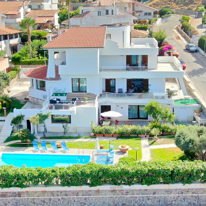 Elimar Villa & Pool - Crotone