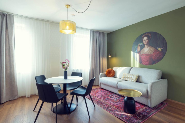 Leonart Living 44 - Austria