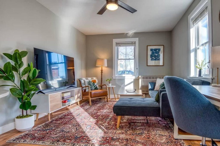 The Sunnyside Stay - Rochester, NH