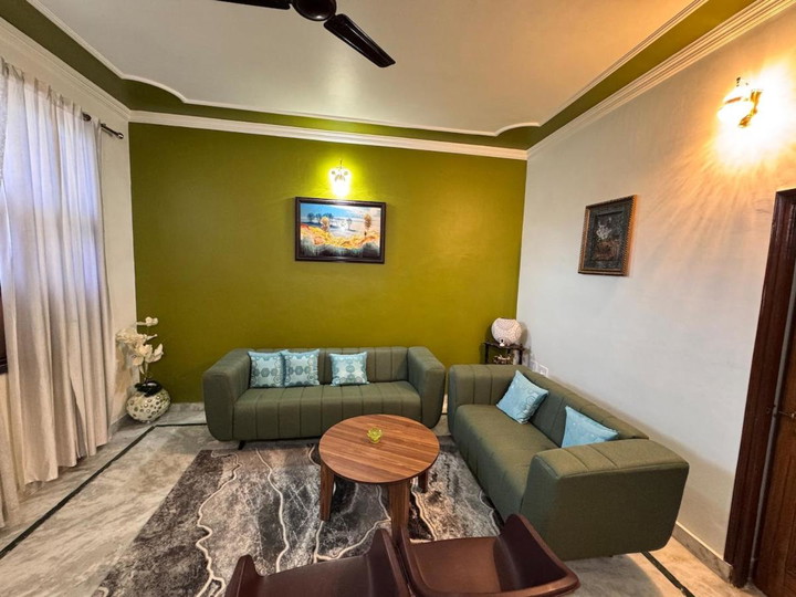 2bhk-2 King Size Bed- 2ac -Nh44- Mathura And Vrindavan - Mathura