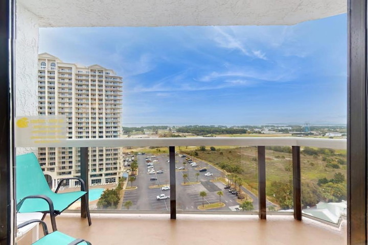Charming Coastal Condo With Shared Pools Hot Tub Sports Courts & Beach Access - Miramar Beach, FL