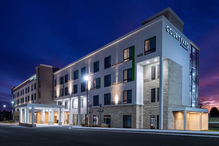 Courtyard Kansas City Olathe - Olathe, KS