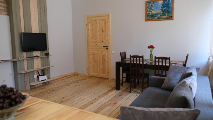 Historic Apartment With Wooden Floors In The Hearth Of Old-town Riga - Riga