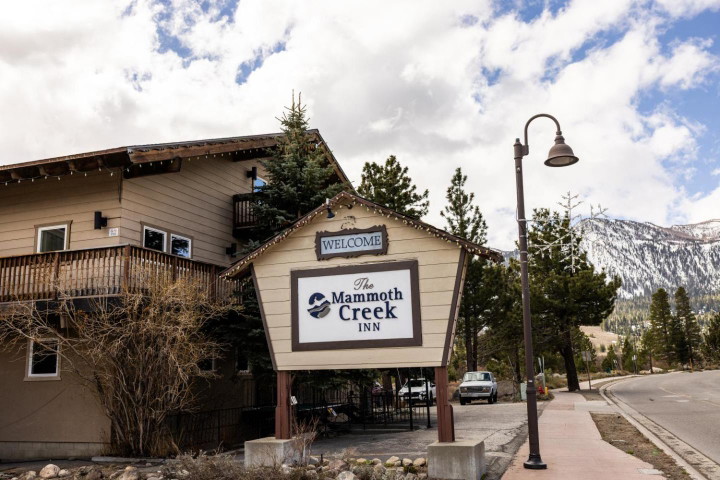 The Mammoth Creek Inn - Yosemite