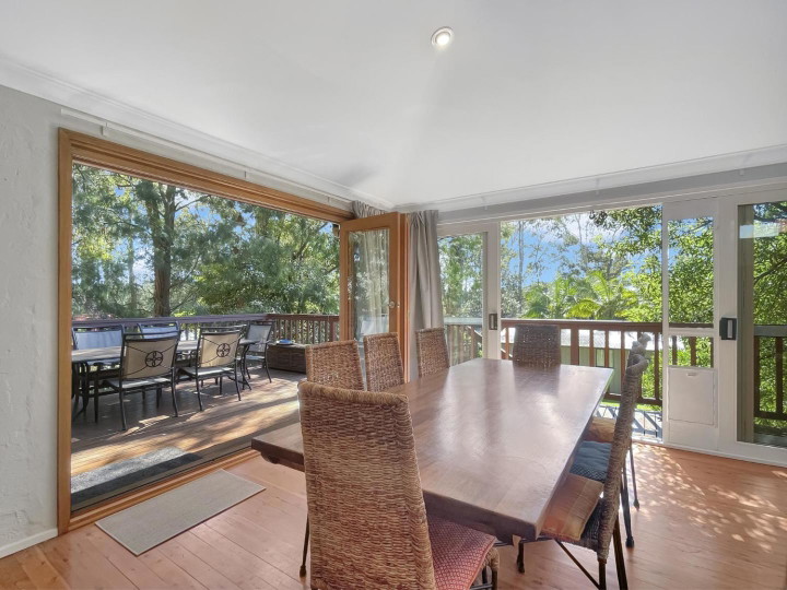 Riverside 3-bed Townhouse With Spacious Deck - Broulee