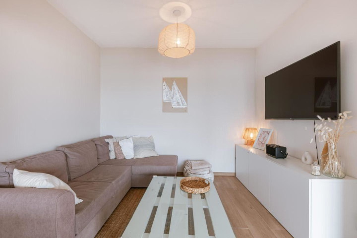 Modern Apartment With Balcony Near City Center - Oudenburg