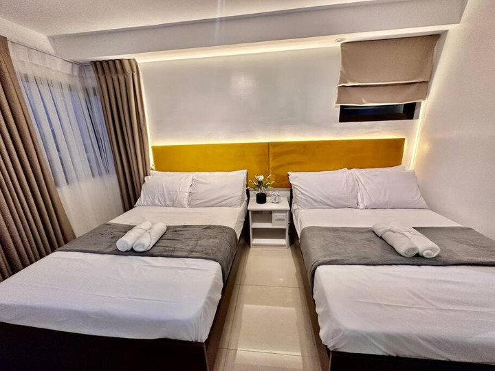Hotel Living,the Persimmon Double Beds 4pax (904) - Cebu