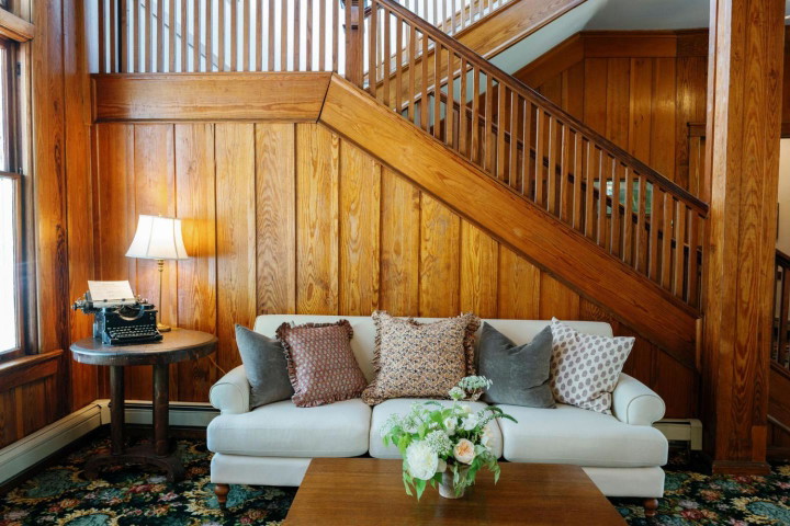 Terrace Inn And 1911 Restaurant - Harbor Springs, MI