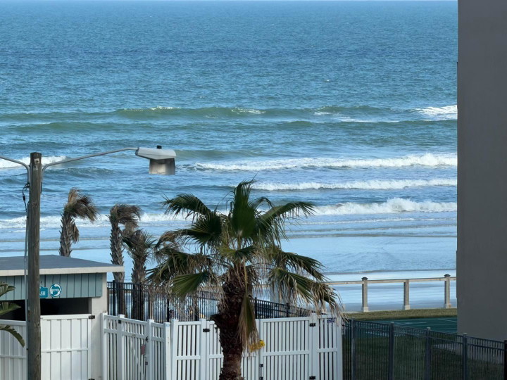 Relaxing 1bd 1ba Condo - Ocean Front Complex In New Smyrna Beach - Florida