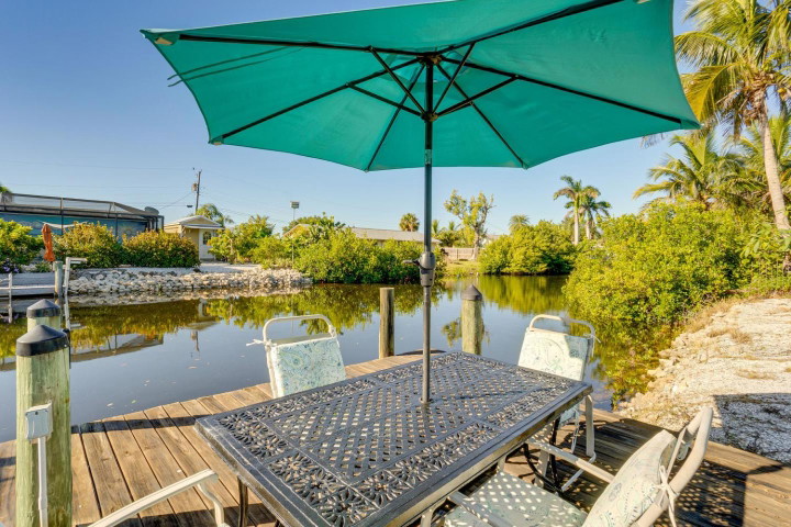 Family-friendly Englewood Rental W/ Canal Views! - Florida