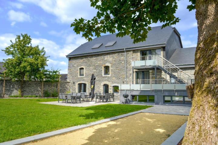 La Maison Du Notaire - Gîte 18 Personnes - Bastogne