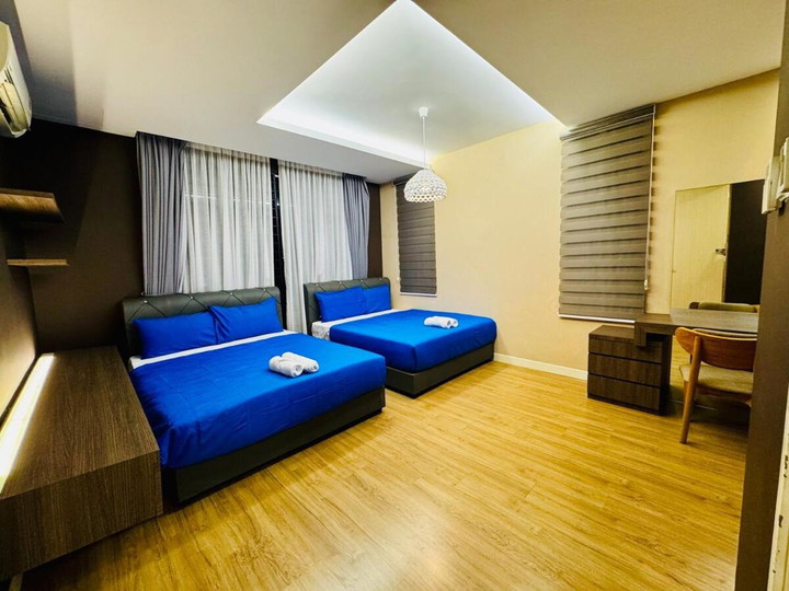 Opulent Villa For 20pax Bbq, Steps To Beach Market - Batu Ferringhi