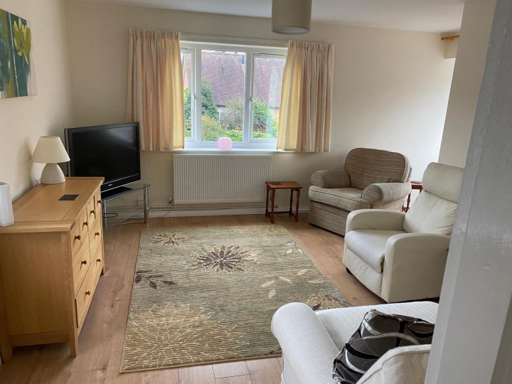 Spacious First Floor Apartment In The Centre Of Church Stretton With Free Parking - Shropshire
