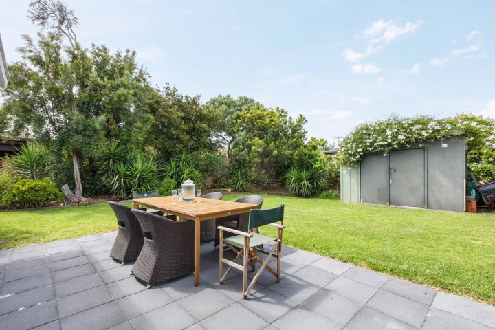 Bayside Cottage - Leafy Stay Near Rye Beach And Dining - Melbourne