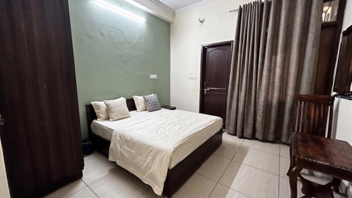 Fabhotels Tervana Palace - New Delhi