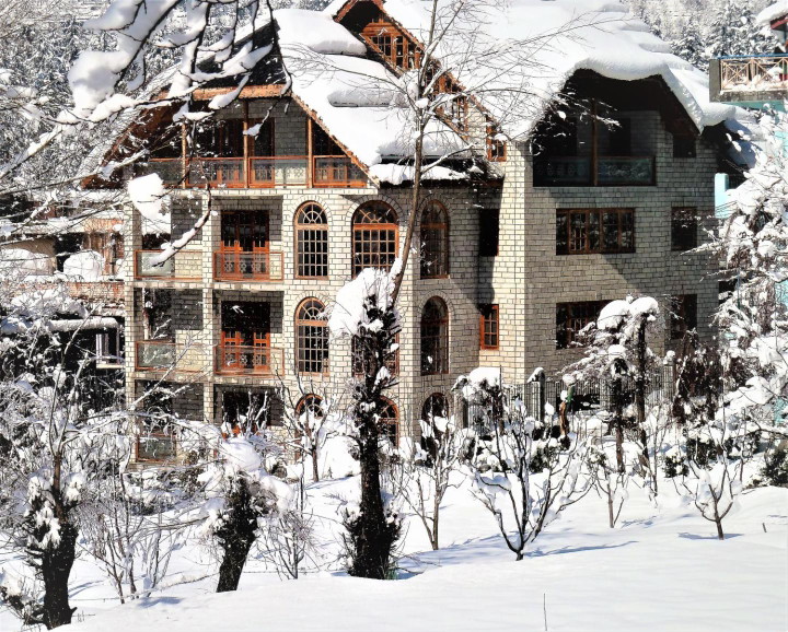 Silverstone Mansions Cottages - Manali