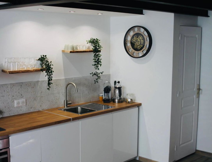 Duplex Atypique Rénové En Plein Centre Du Village - Cassis