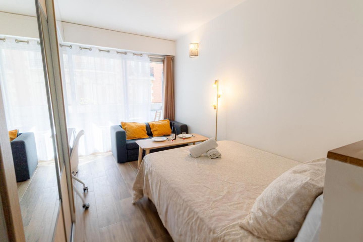 Tour Eiffel - Studio Balcon - Paris 16e - Calme - Maisons-Laffitte
