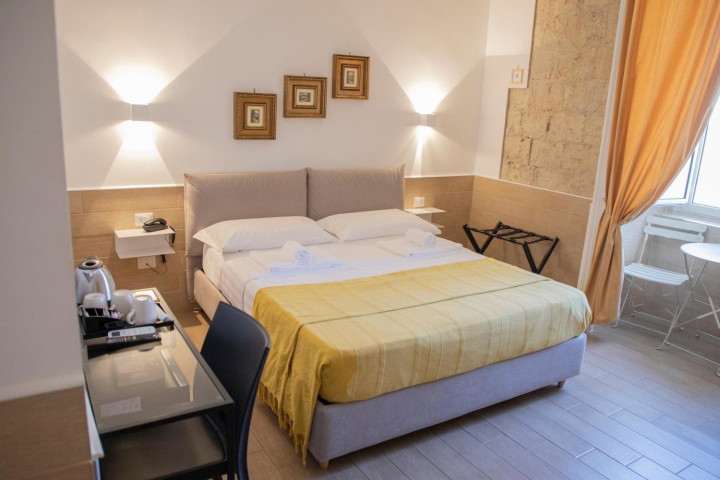 H22 Hotel - Portici