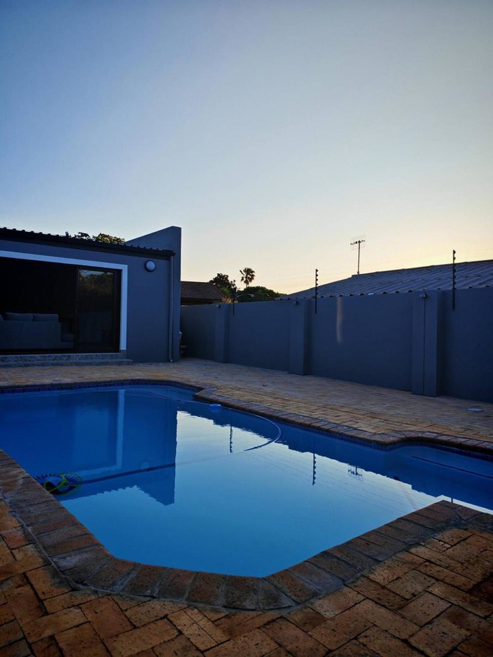 King Deluxe Cottage Room - Cape Town
