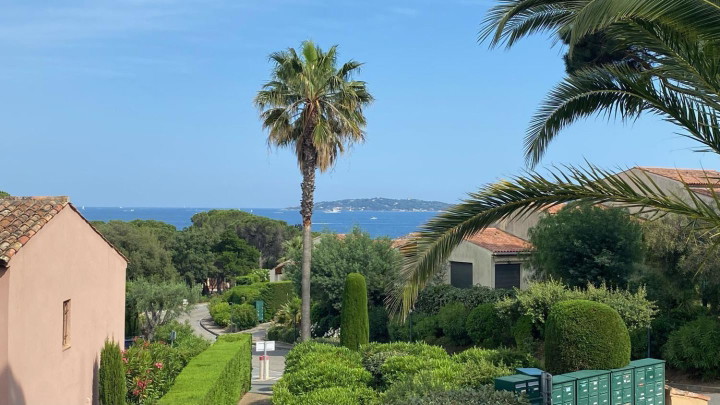 Modern Apartment In Sainte Maxime With Seaview - Sainte-Maxime