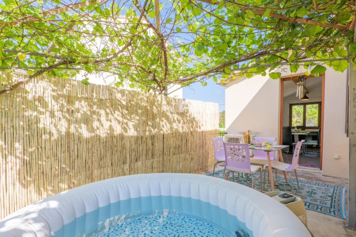 Gite En Sud-ardèche Avec Jacuzzi - Joyeuse
