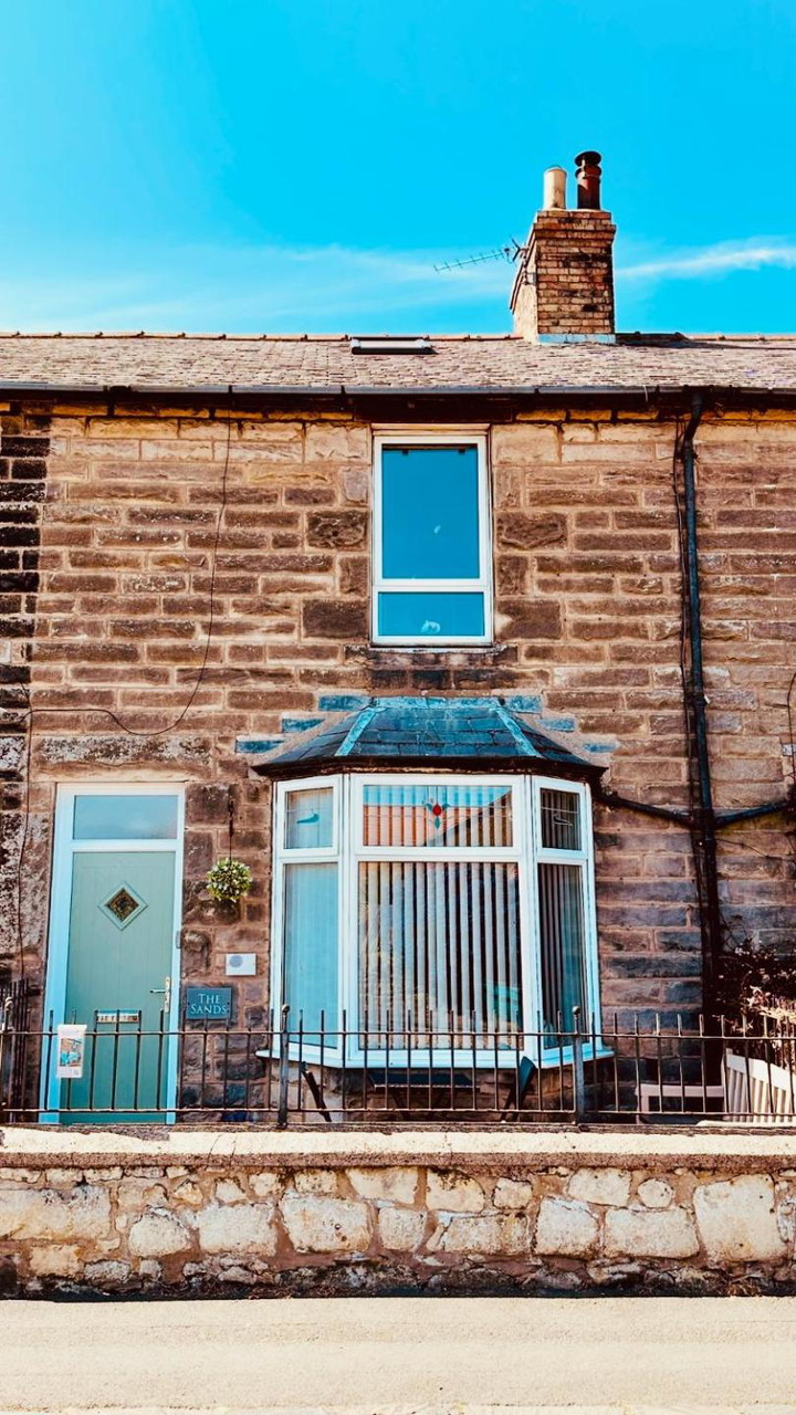 Homedecor Cottages - The Sands Cottage - Seahouses