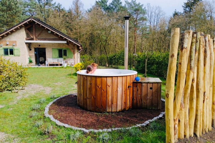 Chalet Chalazy - Lille, Belgium