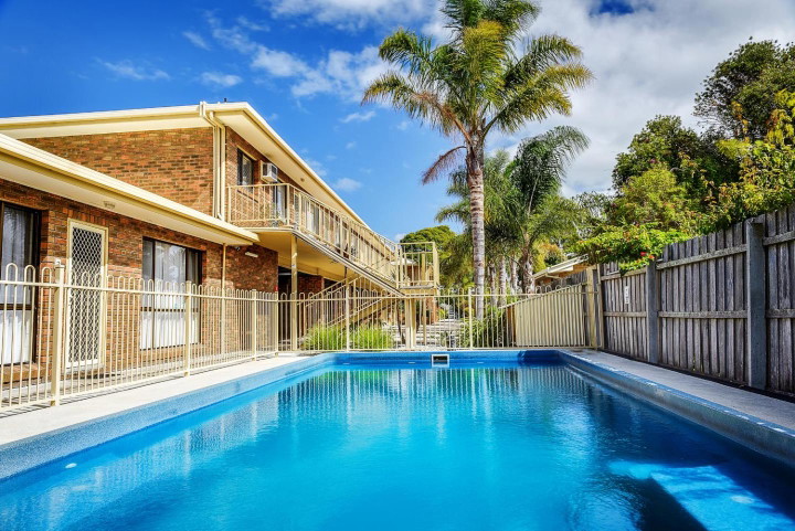 Allambi Holiday Apartments - Lakes Entrance