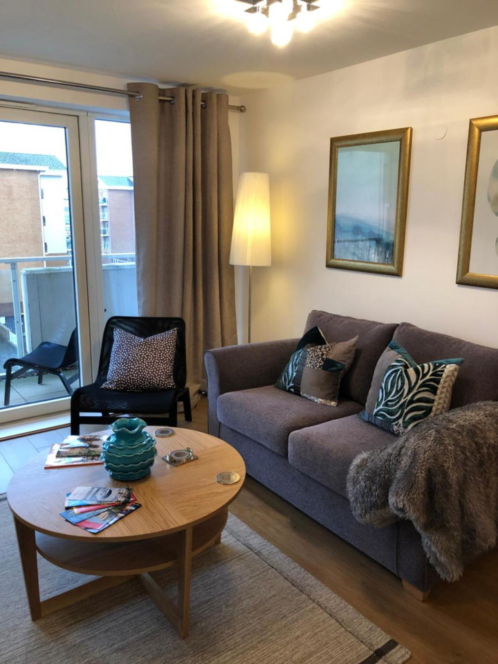 Hansen House Cardiff Apartment With Parking - Barry