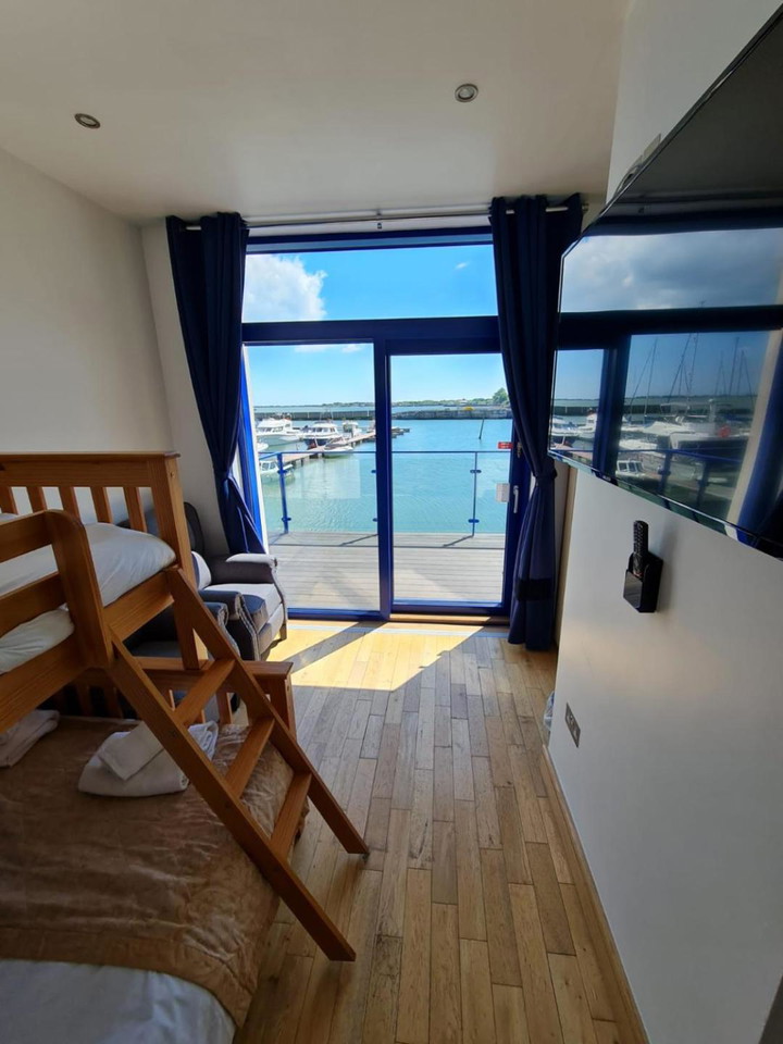 Carlingford Marina Apartments - Rostrevor