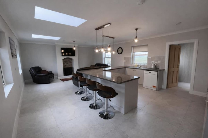 Reilly's Cottage - Loughrea