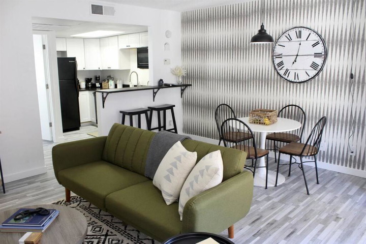 Upgraded Condo Close To All The Tempe Action - Arizona