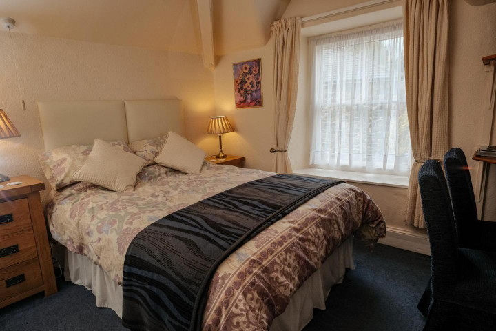 Ivy House B&b - ドルゲラウ