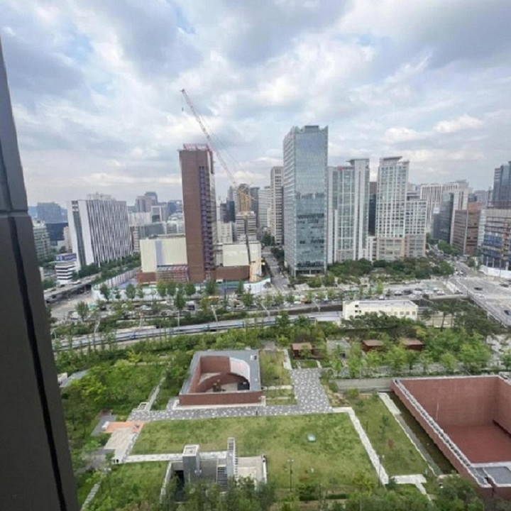 The Platinum Seoul Station - Free Parking, Transportation Hub, Seoul Station, Chungjeongro Station, Various Hot Places, High-rise View - Myeong-dong