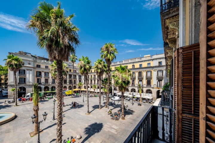 Hostal Ambos Mundos - Sant Adrià de Besòs