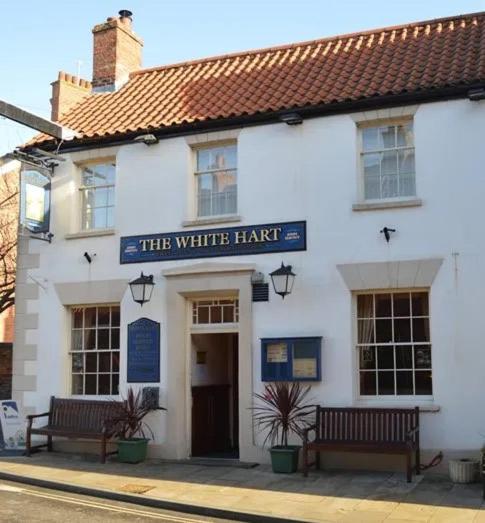 The White Hart - Lincolnshire