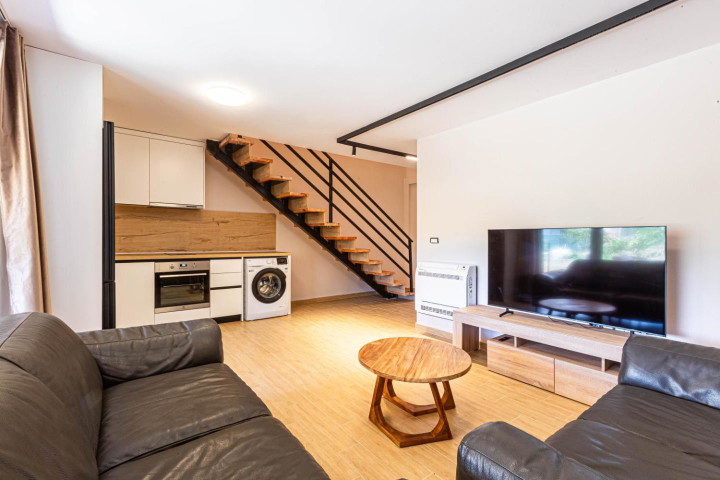 Ama's Duplex 5 - Parking, Kitchen, Central - Himarë